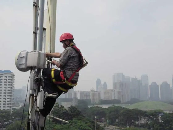 Jadi Operator Telekomunikasi yang 'Lengkap' Memang Lebih Strategis di ...