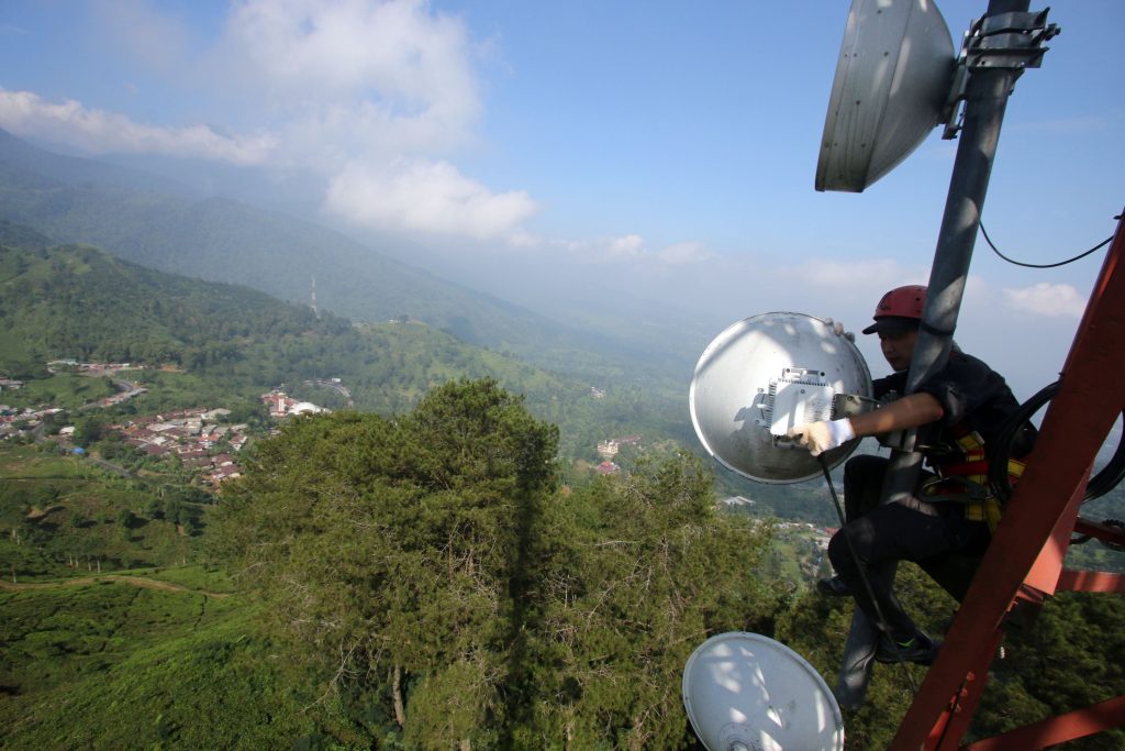 Kominfo Garap Aturan Teknis Penggunaan Spektrum Frekuensi Radio ...