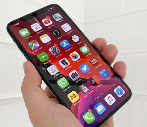 Ini Wujud iPhone 12 yang Dibekali Notch Kecil | Selular.ID