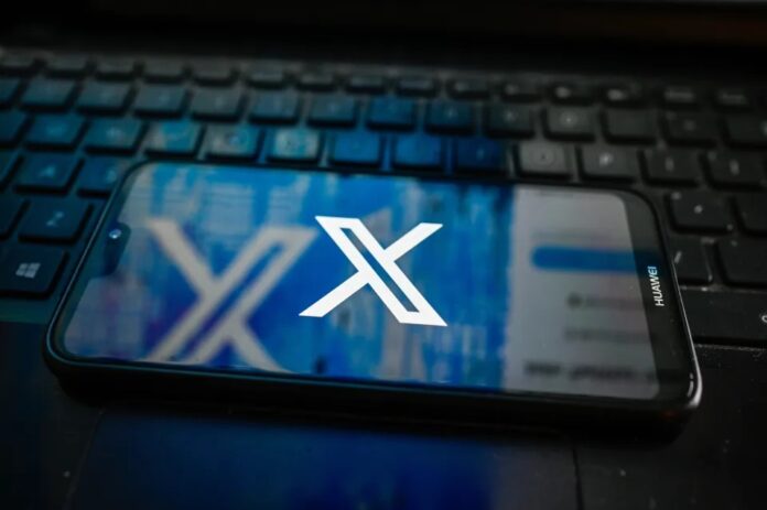X/Twitter Gratiskan Grok Versi Terbatas | Selular.ID