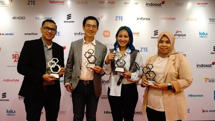 Indosat Raih Trofi AI Native Tech-Co di Selular Award 2024, Berkat Transformasi ke AI | Selular.ID