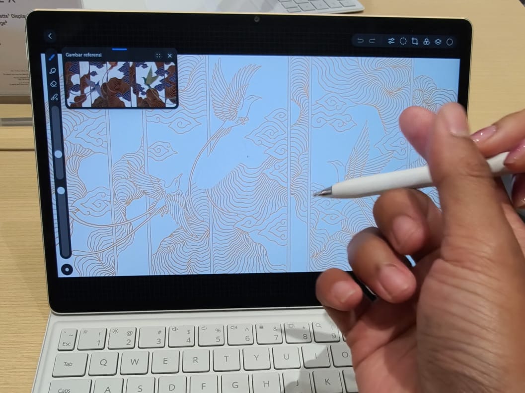 Huawei MatePad 12 X: Tablet Bisa Bikin Batik | Selular.ID