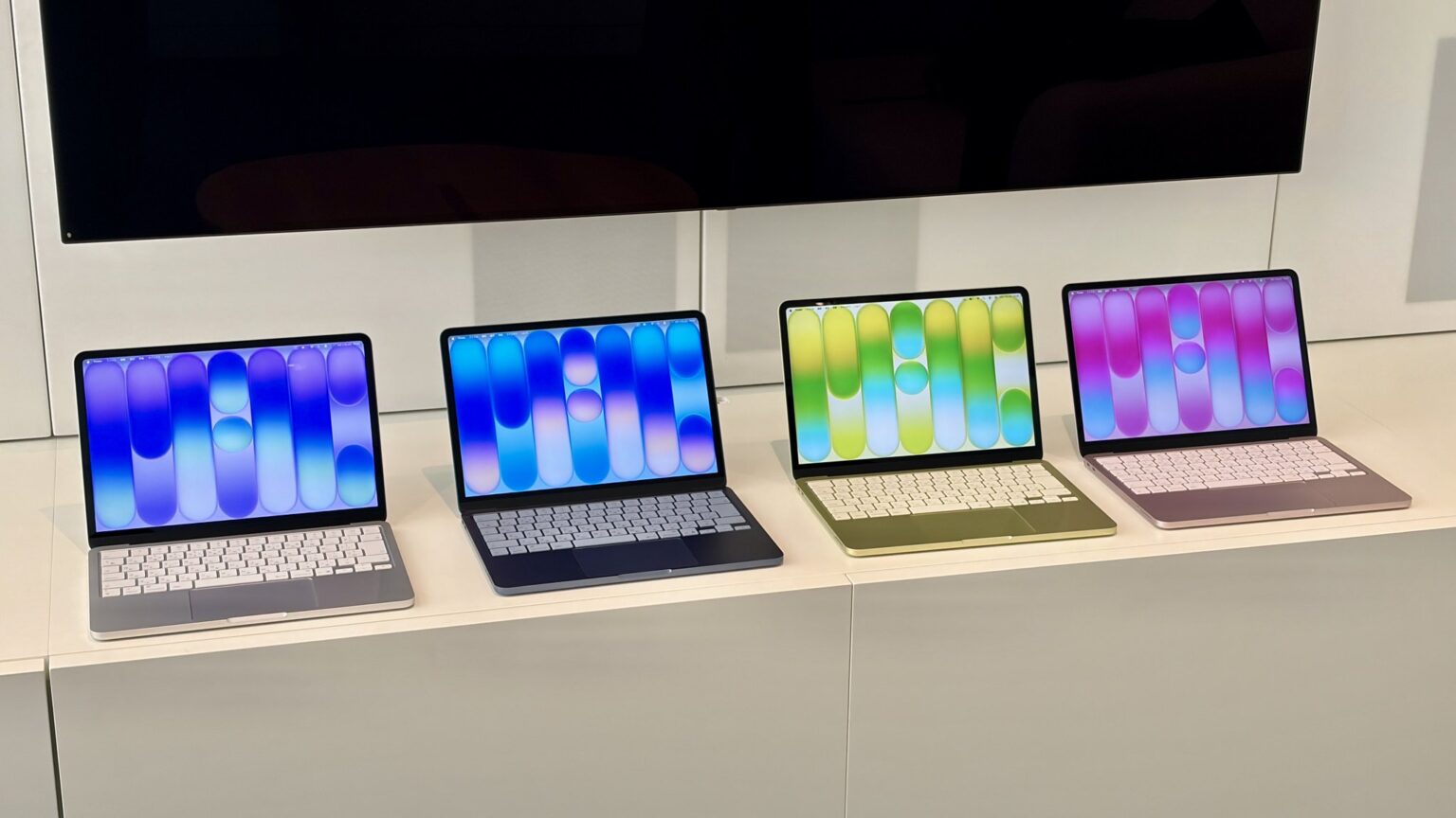 Acer Pantau Dampak MacBook Neo Rp10 Juta di Pasar Indonesia | Selular.ID